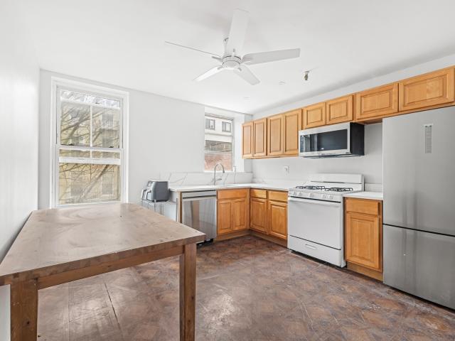 136 Atlantic Avenue, Brooklyn, NY