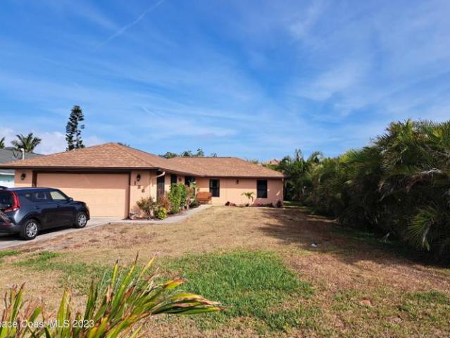 136 Atlantic Dr, Melbourne Beach, FL 32951