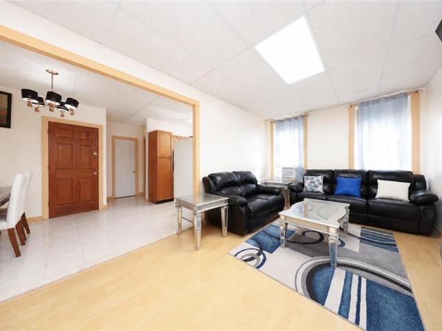 136 Bay 38th Street