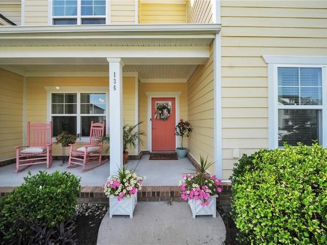 136 Bella DR