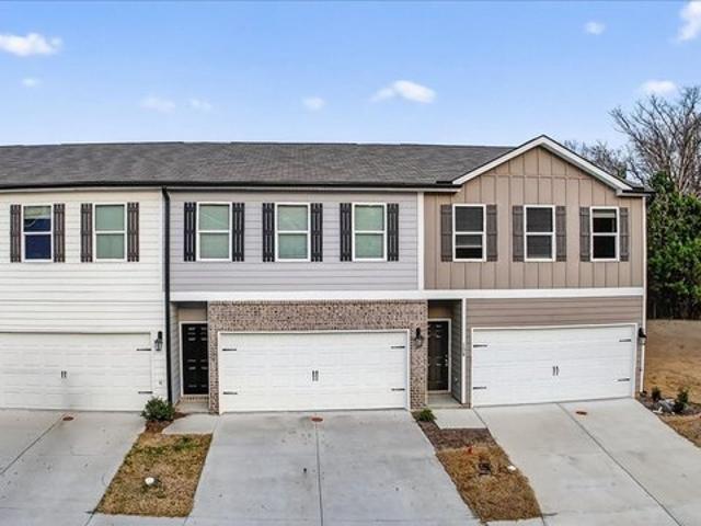 136 Brexley Dr, Calhoun, GA 30701