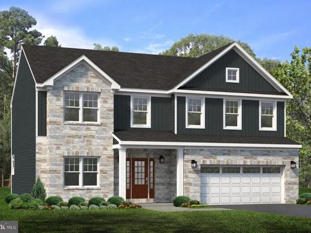 136 Buck Moth Way, Port Matilda, PA 16870