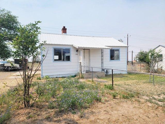 136 Geneva Dr, East Carbon, UT 84520
