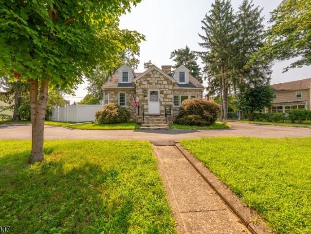136 Glendale Dr