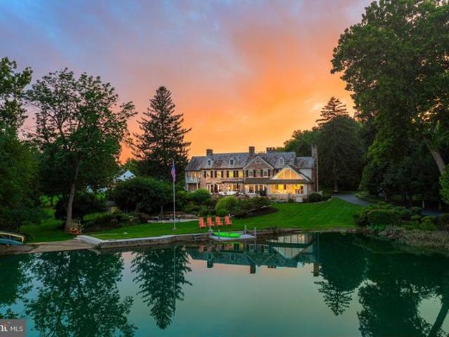 136 Grubb Rd, Malvern, PA 19355