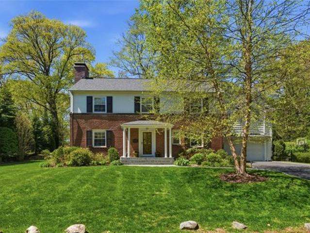 136 Devonshire Rd, Larchmont, NY 10538