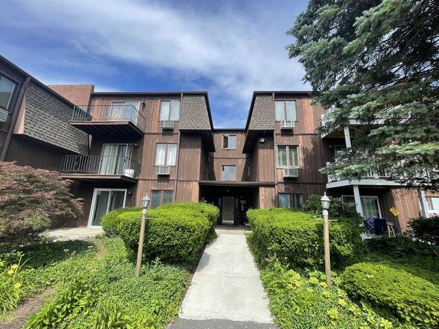 136 Deer Hill Ave Unit B11, Danbury, CT 06810