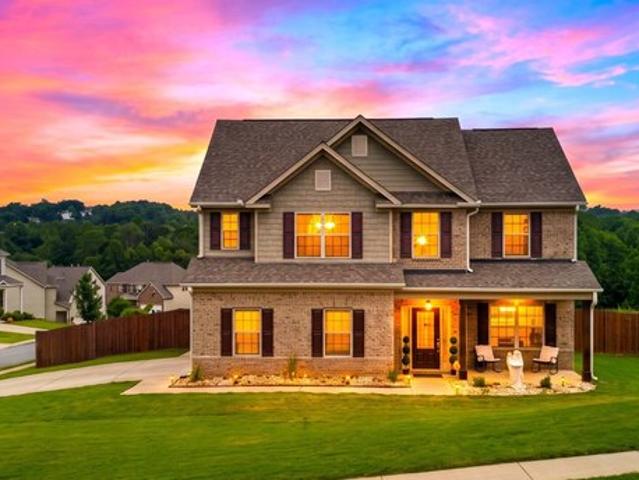 136 Delwood Dr, McDonough, GA 30252