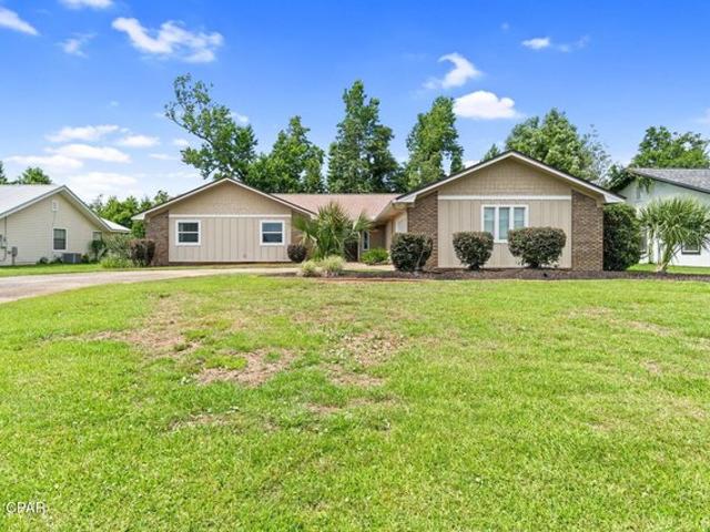 136 Derby Woods Dr, Lynn Haven, FL 32444