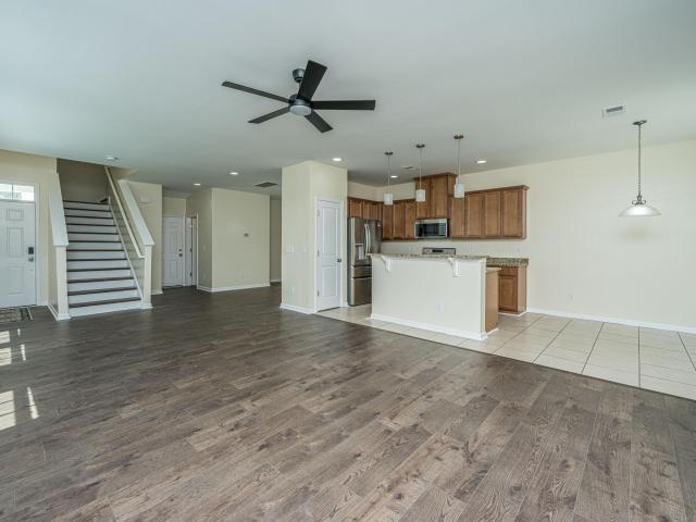 136 Dream Street