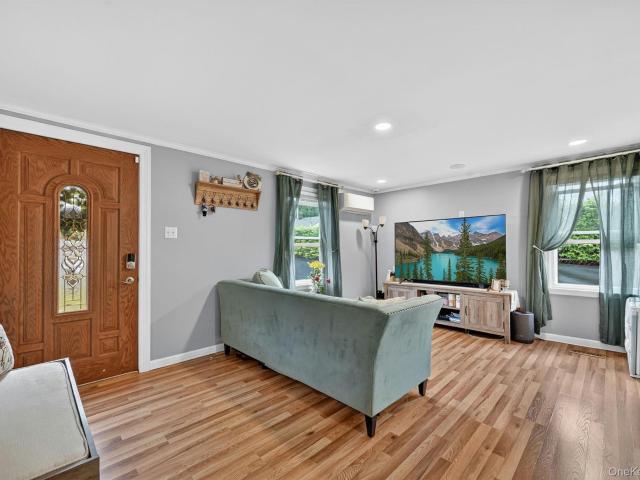 136 E Railroad Avenue