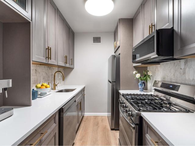 136 East 56th Street, New York, NY