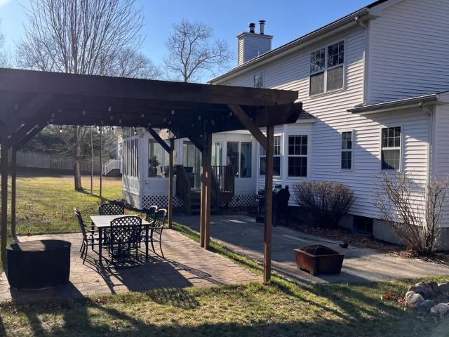 136 Elizabeth Way, Ridge, NY 11961 | MLS #985978 | Compass