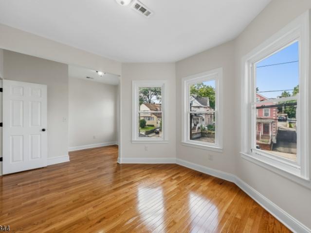 136 Elm St # 1