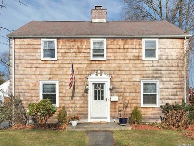 136 Henderson Rd, Fairfield, CT 06824