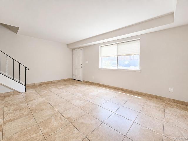136 Hill Crescent