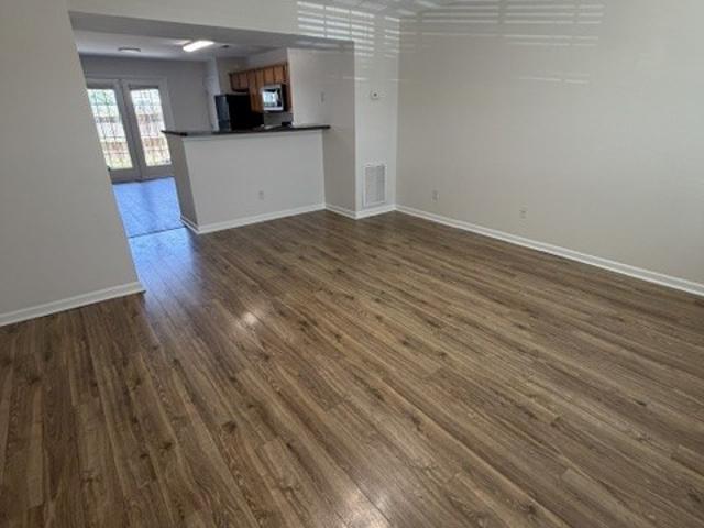 136 Oak Valley Cir