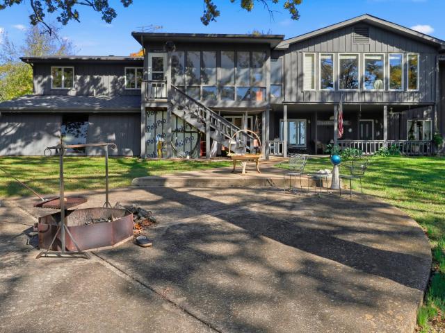 136 Looney Lane