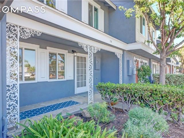136 Lexington Ln, Costa Mesa, CA