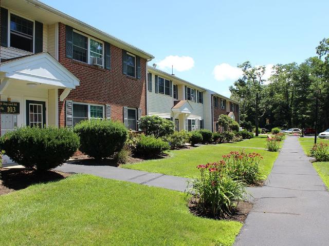 136 Maynard Road, 1 bed, 1 full bath