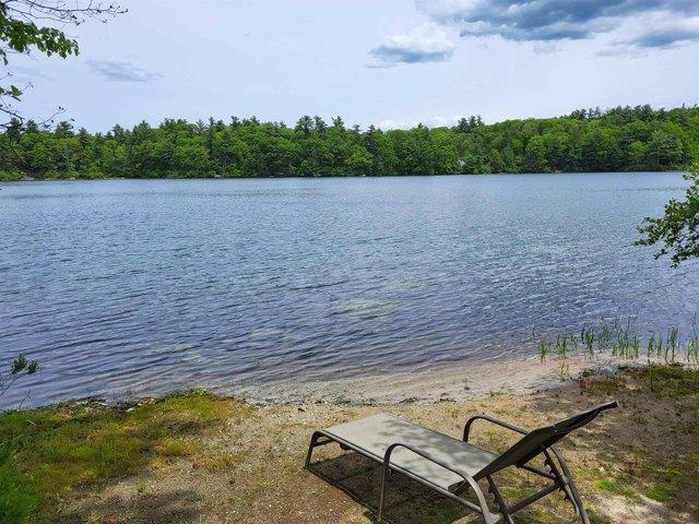 136 Martin Rd, Weare, NH 03281
