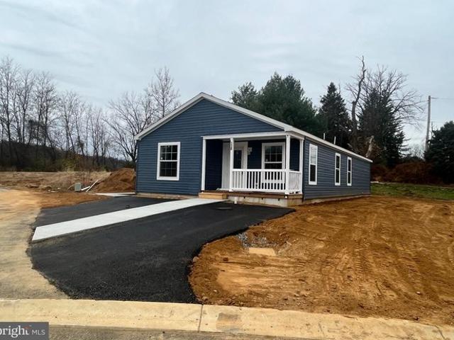 136 Minch Rd, Parkesburg, PA 19365