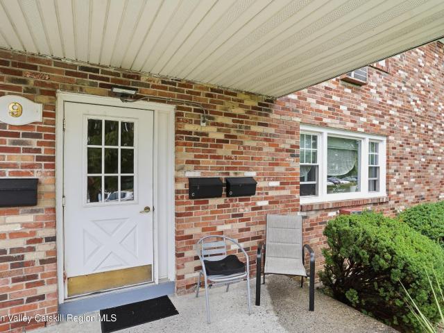 136 N Chestnut Street Apt B