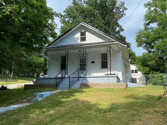 136 N Kirkham Avenue