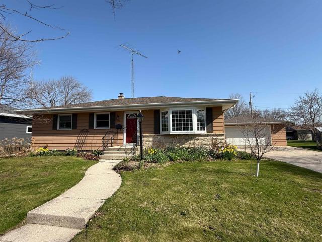 136 North St, North Fond du Lac, WI 54937 | MLS #50323 | Compass
