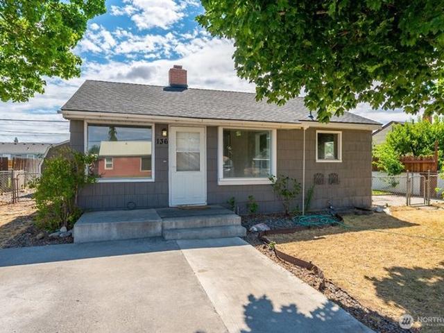 136 NE F St, Ephrata, WA 98823