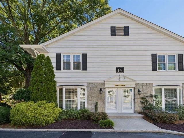 136 NW Peachtree Memorial Drive NW