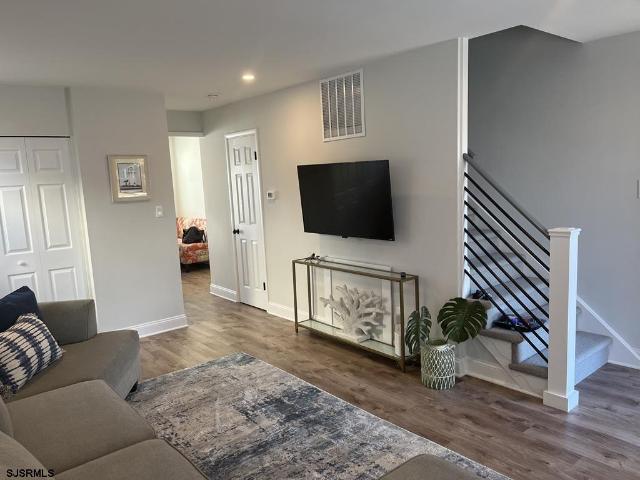 136 S 44th Street