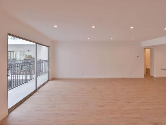 136 S Palm Dr, Unit 203, Beverly Hills, CA 90212 | MLS #26642