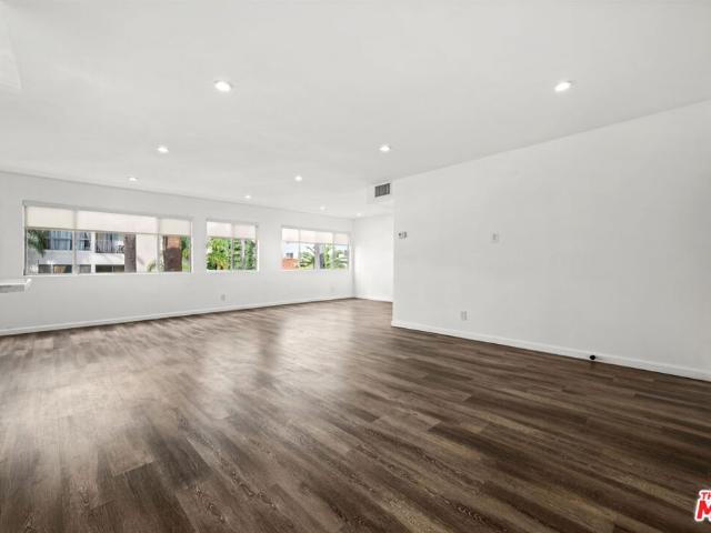136 S Palm Drive 301