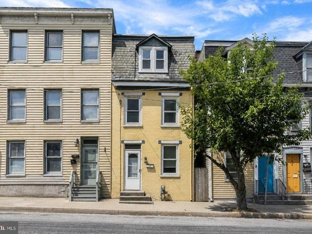 136 S Queen St, York, PA 17403