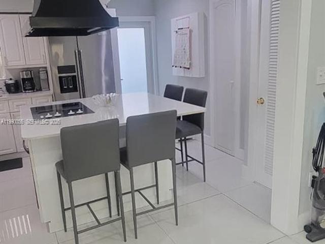 136 SE 2nd Ct, Dania Beach, FL 33004 | MLS #A11990