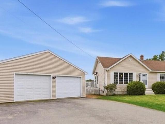 136 Stirling Rd, Warren, ME 04864