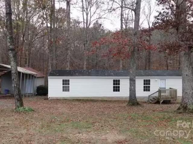 136 Sutton Court, Statesville, NC 28677