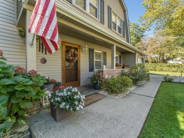 136 Powderhorn Dr