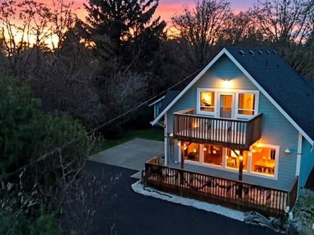 136 Pacific Blvd NW, Ocean Shores, WA 98569