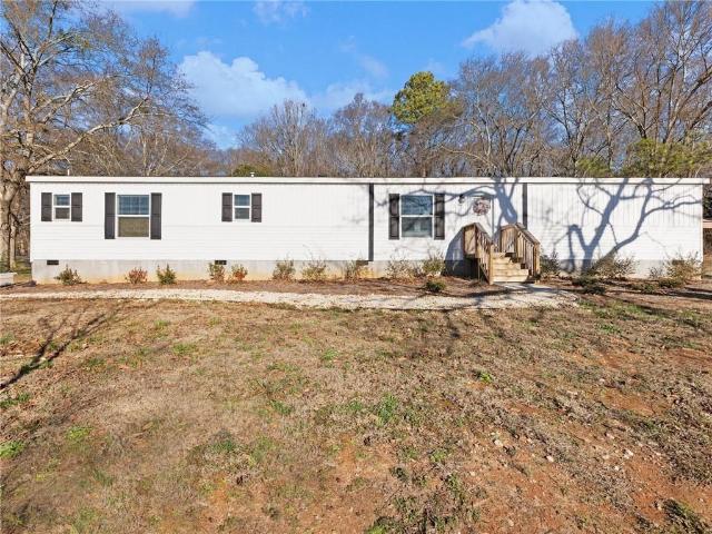 136 Pine St, Danielsville, GA 30633 | MLS #7698 | Compass