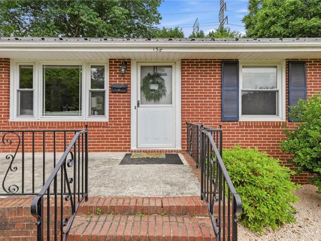 136 Queensbury Road