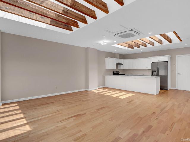 136 Rockaway Avenue 201