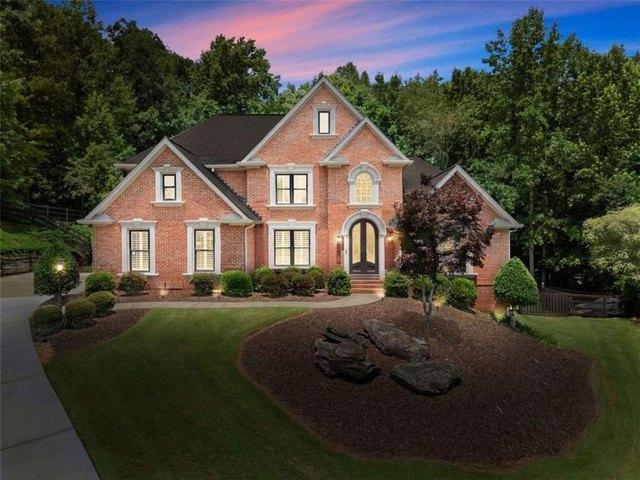 136 Riverview Dr, Suwanee, GA 30024