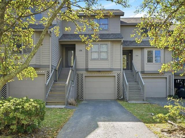 136 River Breeze Dr, Charleston, SC 29407