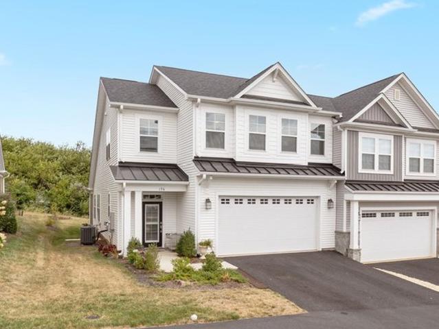 136 Ridgeline Dr, Waynesboro, VA 22980