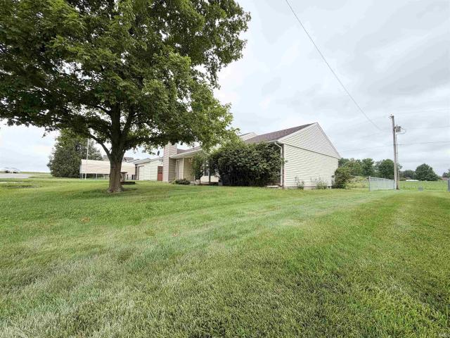 136 W Lutz Drive