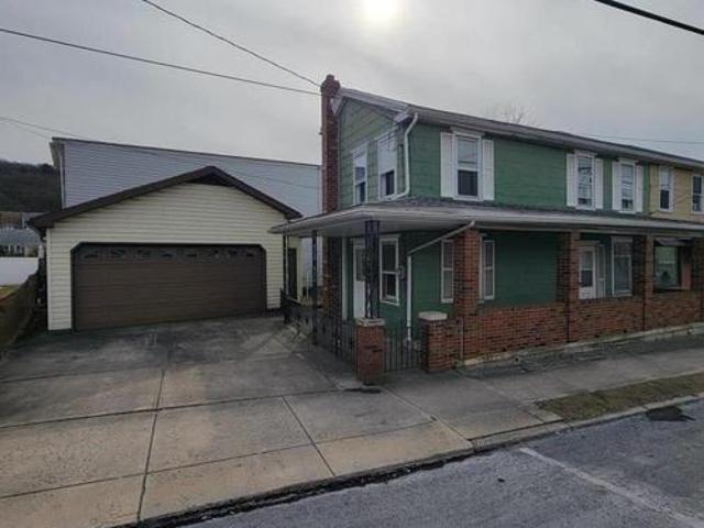 136 W Patterson St, Lansford Borough, PA 18232