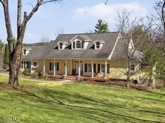 136 Wormer Rd, Voorheesville, NY 12186