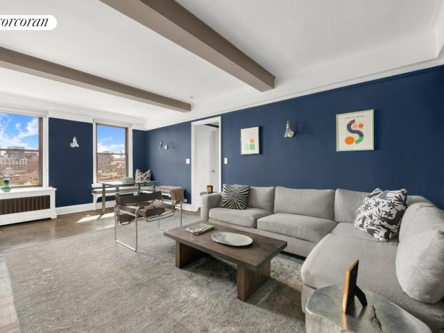 136 Waverly Place, New York, NY